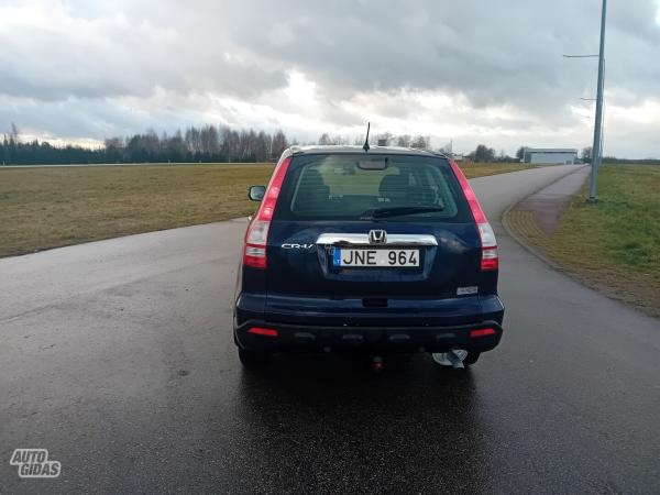 Blue Honda CR-V 2007 in Ignalina, with an engine capacity of 2.20 L and mileage of 239 thousand km for 3850 €, photo 7 on AUTOMOTO.COM.LV