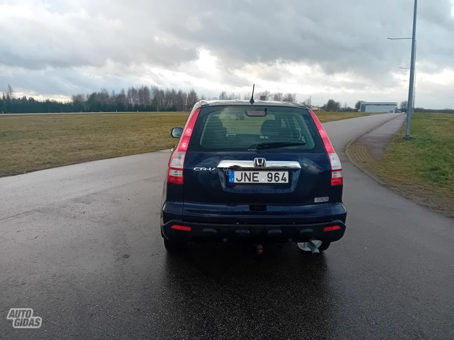 Blue Honda CR-V 2007 in Ignalina, with an engine capacity of 2.20 L and mileage of 239 thousand km for 3850 €, photo 7 on AUTOMOTO.COM.LV