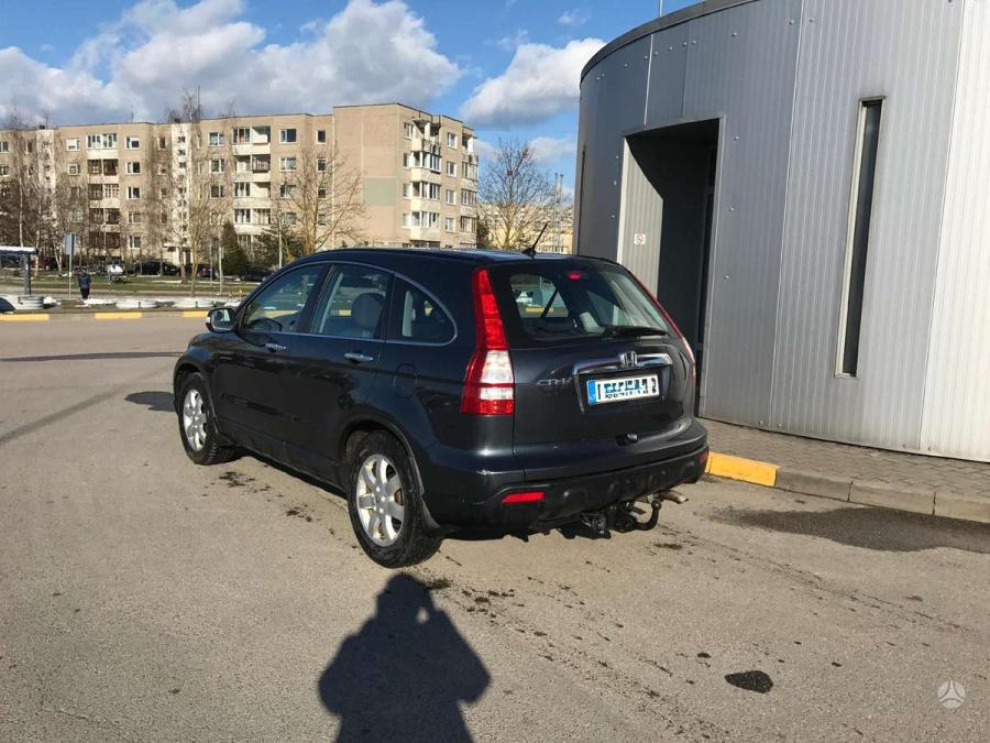 Blue Honda CR-V 2007 in Ukmerge, with an engine capacity of 2.20 L and mileage of 363 thousand km for 4250 €, photo 2 on AUTOMOTO.COM.LV