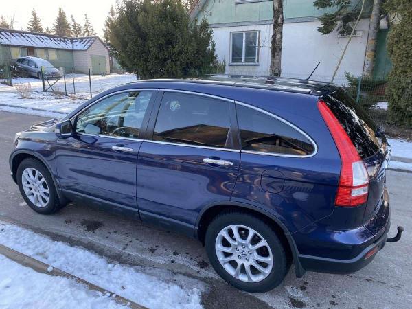 Blue Honda CR-V 2007 in Alytus, with an engine capacity of 2.00 L and mileage of 239 thousand km for 5400 €, photo 8 on AUTOMOTO.COM.LV
