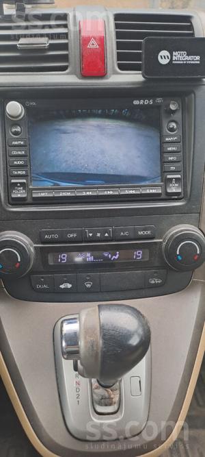 Blue Honda CR-V 2007 in Limbazi, with an engine capacity of 2.00 L and mileage of 233 thousand km for 4500 €, photo 12 on AUTOMOTO.COM.LV