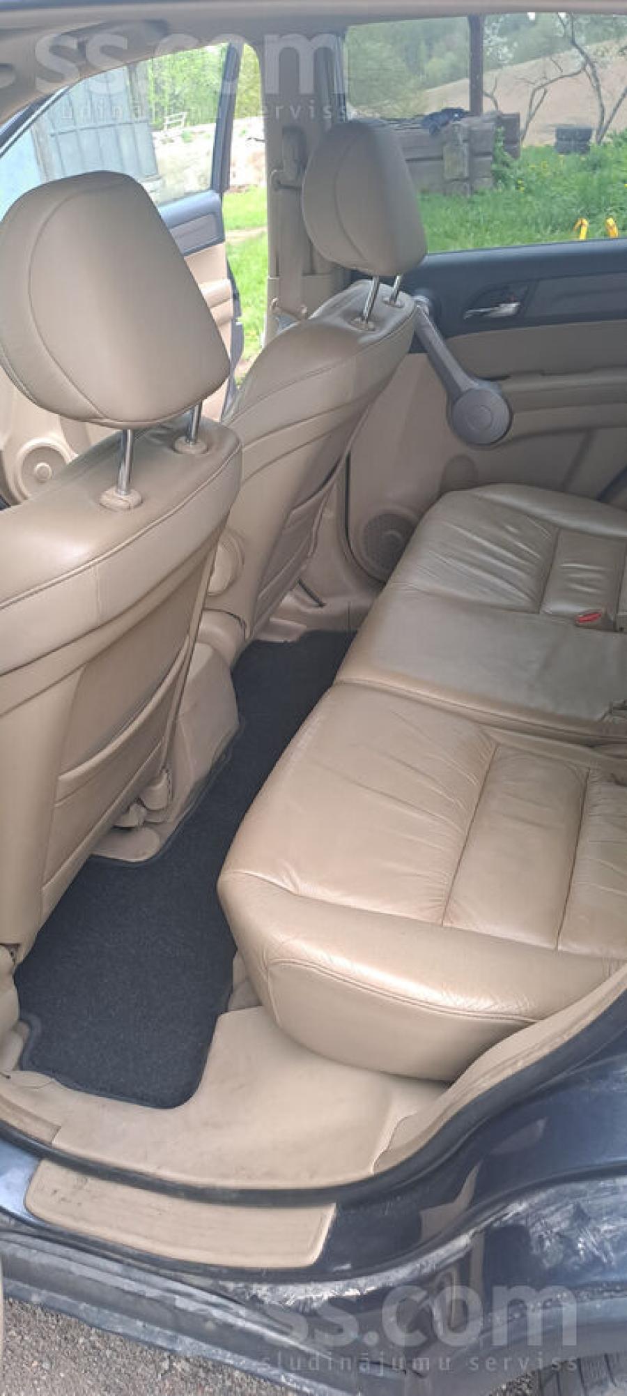 Blue Honda CR-V 2007 in Limbazi, with an engine capacity of 2.00 L and mileage of 233 thousand km for 4500 €, photo 17 on AUTOMOTO.COM.LV