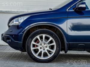 Blue Honda CR-V 2007 in Riga, with an engine capacity of 2.20 L and mileage of 0 thousand km for 5490 €, photo 8 on AUTOMOTO.COM.LV