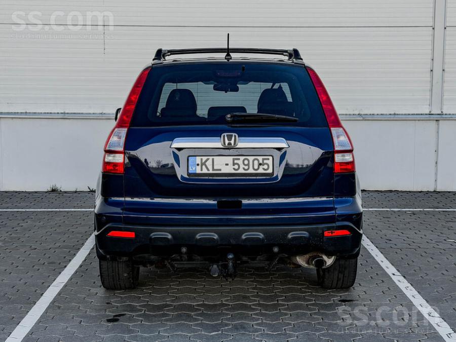 Blue Honda CR-V 2007 in Riga, with an engine capacity of 2.20 L and mileage of 0 thousand km for 5490 €, photo 11 on AUTOMOTO.COM.LV
