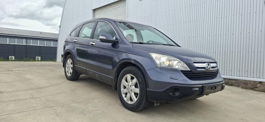 Blue Honda CR-V 2007 in Siauliai, with an engine capacity of 2.20 L and mileage of 282 thousand km for 3500 €, photo 4 on AUTOMOTO.COM.LV