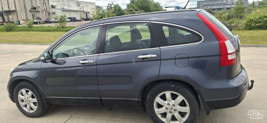 Blue Honda CR-V 2007 in Siauliai, with an engine capacity of 2.20 L and mileage of 282 thousand km for 3500 €, photo 8 on AUTOMOTO.COM.LV