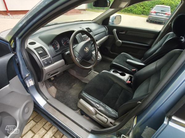 Blue Honda CR-V 2007 in Ukmerge, with an engine capacity of 2.40 L and mileage of 195 thousand km for 2500 €, photo 6 on AUTOMOTO.COM.LV