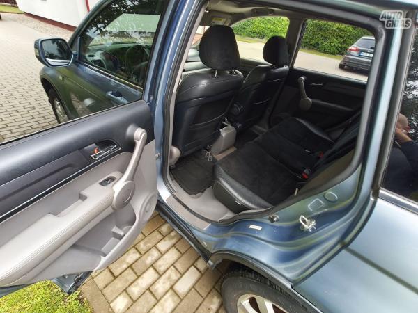 Blue Honda CR-V 2007 in Ukmerge, with an engine capacity of 2.40 L and mileage of 195 thousand km for 2500 €, photo 10 on AUTOMOTO.COM.LV