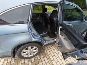 Blue Honda CR-V 2007 in Ukmerge, with an engine capacity of 2.40 L and mileage of 195 thousand km for 2500 €, photo 13 on AUTOMOTO.COM.LV