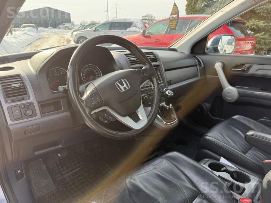 Zils Honda CR-V 2007 Talsi, ar dzinēja tilpumu 2.20 L un nobraukumu 306 tūkst. km par 5390 €, foto 6 vietnē AUTOMOTO.COM.LV