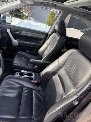 Zils Honda CR-V 2007 Talsi, ar dzinēja tilpumu 2.20 L un nobraukumu 306 tūkst. km par 5390 €, foto 18 vietnē AUTOMOTO.COM.LV