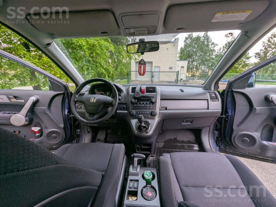 Zils Honda CR-V 2007 Rīga, ar dzinēja tilpumu 2.20 L un nobraukumu 241 tūkst. km par 3150 €, foto 9 vietnē AUTOMOTO.COM.LV