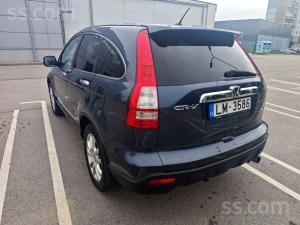 Zils Honda CR-V 2007 Rīga, ar dzinēja tilpumu 2.20 L un nobraukumu 263 tūkst. km par 3000 €, foto 8 vietnē AUTOMOTO.COM.LV