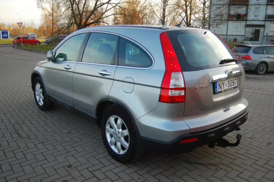 Zils Honda CR-V 2007 Jēkabpils, ar dzinēja tilpumu 2.20 L un nobraukumu 205 tūkst. km par 6200 €, foto 8 vietnē AUTOMOTO.COM.LV