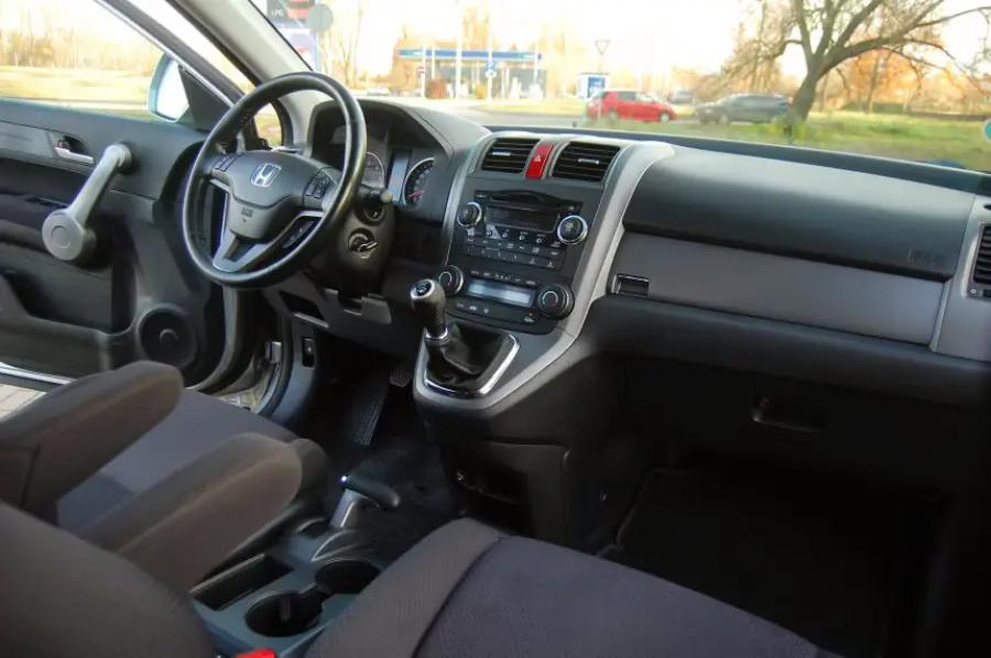 Zils Honda CR-V 2007 Jēkabpils, ar dzinēja tilpumu 2.20 L un nobraukumu 205 tūkst. km par 6200 €, foto 14 vietnē AUTOMOTO.COM.LV