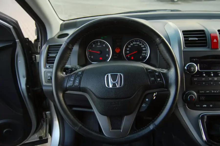 Zils Honda CR-V 2007 Jēkabpils, ar dzinēja tilpumu 2.20 L un nobraukumu 205 tūkst. km par 6200 €, foto 19 vietnē AUTOMOTO.COM.LV