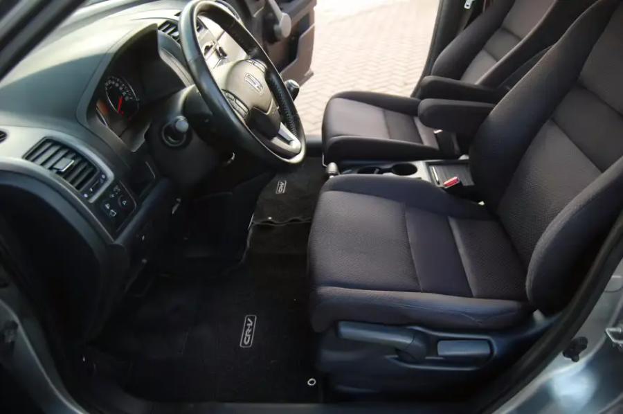 Zils Honda CR-V 2007 Jēkabpils, ar dzinēja tilpumu 2.20 L un nobraukumu 205 tūkst. km par 6200 €, foto 21 vietnē AUTOMOTO.COM.LV