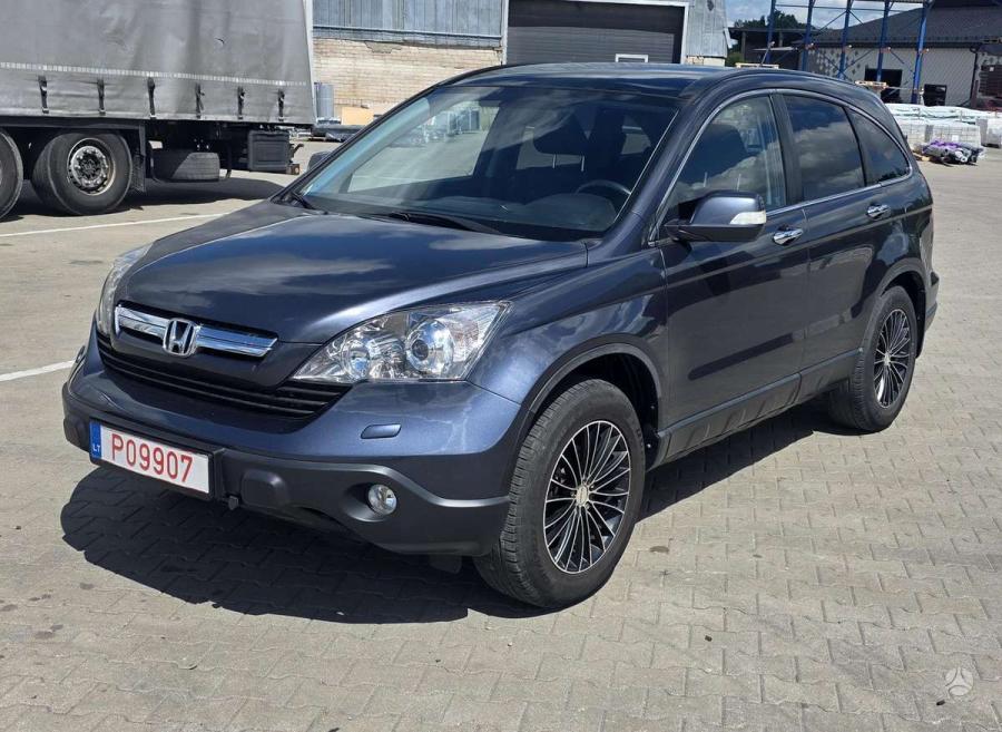 Blue Honda CR-V 2007 in Siauliai, with an engine capacity of 2.00 L and mileage of 236 thousand km for 4200 €, photo 1 on AUTOMOTO.COM.LV