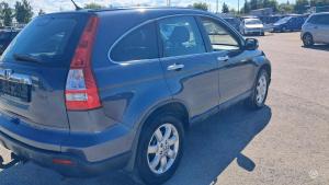 Blue Honda CR-V 2007 in Marijampole, with an engine capacity of 2.20 L and mileage of 290 thousand km for 3750 €, photo 7 on AUTOMOTO.COM.LV
