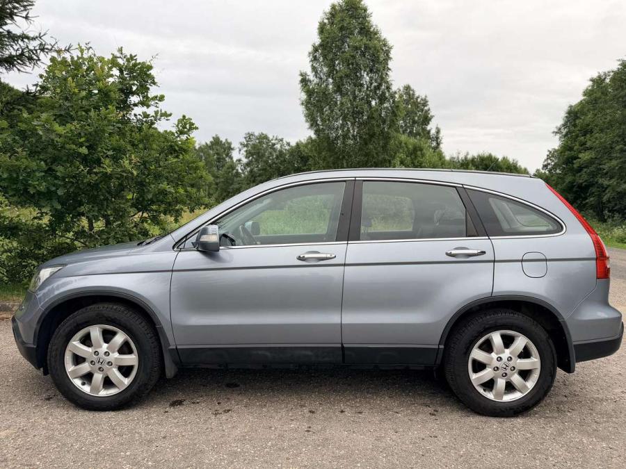 Zils Honda CR-V 2007 Utena, ar dzinēja tilpumu 2.00 L un nobraukumu 334 tūkst. km par 3990 €, foto 13 vietnē AUTOMOTO.COM.LV