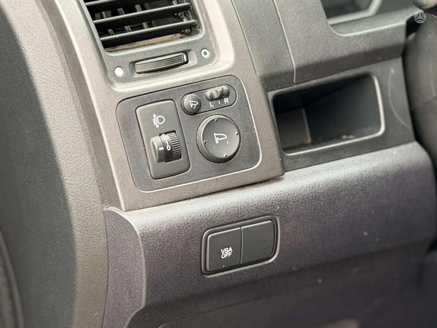 Zils Honda CR-V 2007 Utena, ar dzinēja tilpumu 2.00 L un nobraukumu 334 tūkst. km par 3990 €, foto 23 vietnē AUTOMOTO.COM.LV
