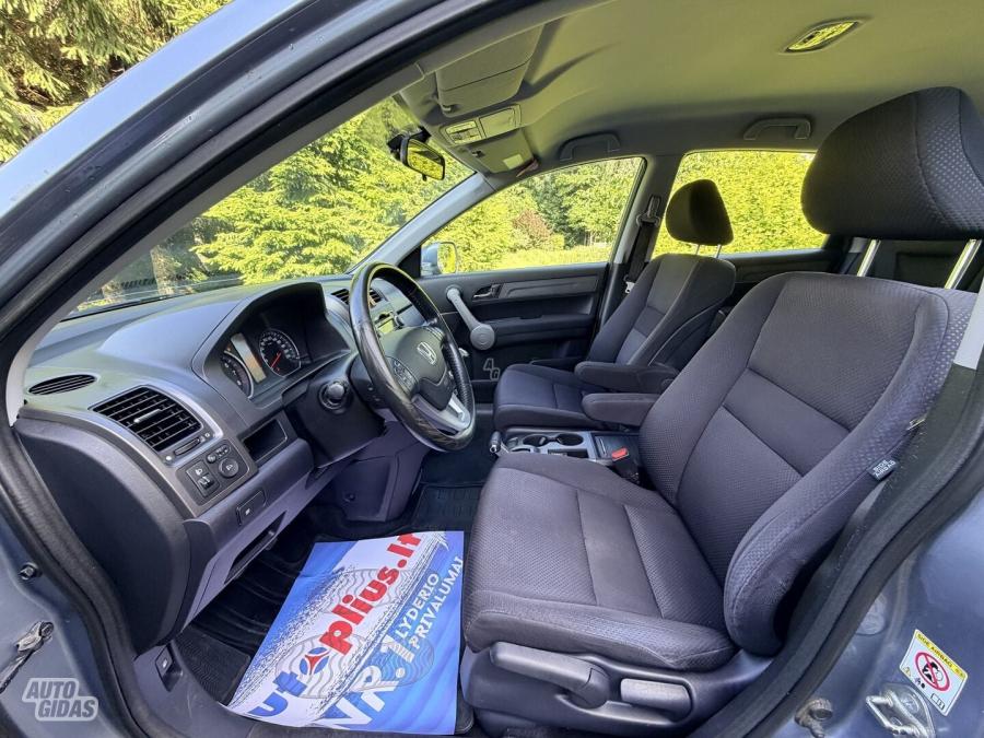 Zils Honda CR-V 2007 Utena, ar dzinēja tilpumu 2.00 L un nobraukumu 334 tūkst. km par 4350 €, foto 15 vietnē AUTOMOTO.COM.LV