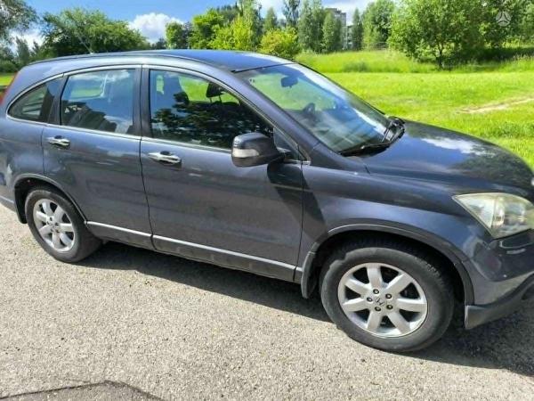 Zils Honda CR-V 2007 Viļņa, ar dzinēja tilpumu 2.20 L un nobraukumu 240 tūkst. km par 4999 €, foto 2 vietnē AUTOMOTO.COM.LV