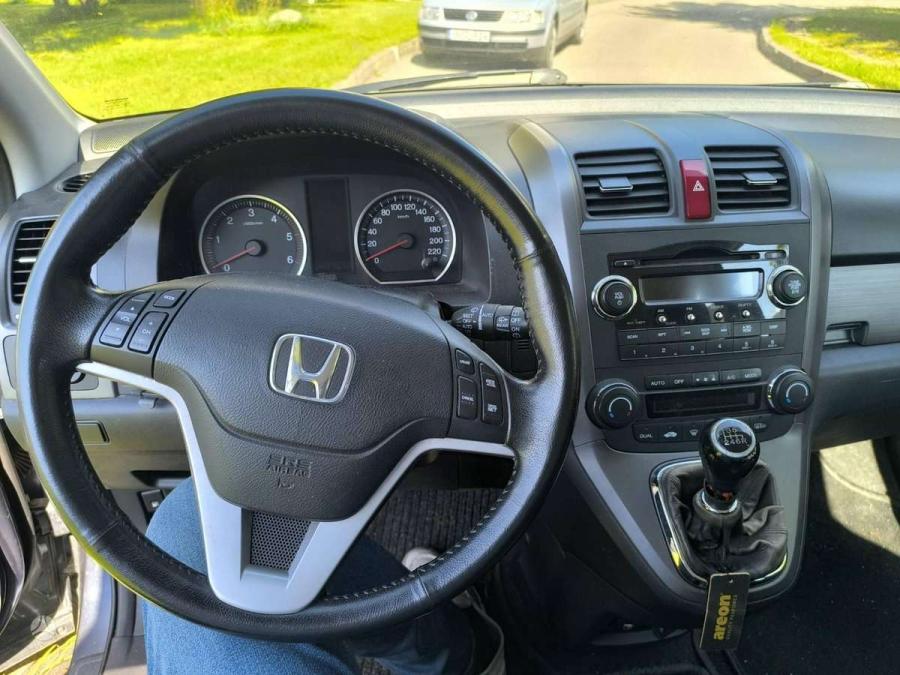 Blue Honda CR-V 2007 in Vilnius, with an engine capacity of 2.20 L and mileage of 240 thousand km for 4999 €, photo 8 on AUTOMOTO.COM.LV