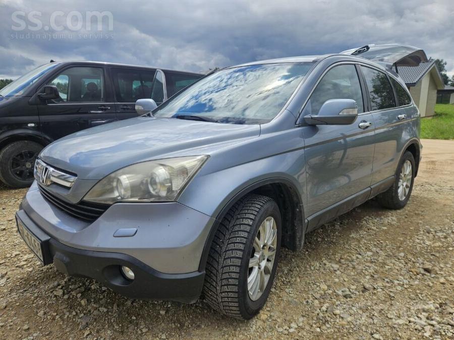 Zils Honda CR-V 2007 Valmiera, ar dzinēja tilpumu 2.00 L un nobraukumu 319 tūkst. km par 2990 €, foto 1 vietnē AUTOMOTO.COM.LV