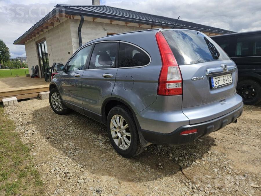 Zils Honda CR-V 2007 Valmiera, ar dzinēja tilpumu 2.00 L un nobraukumu 319 tūkst. km par 2990 €, foto 6 vietnē AUTOMOTO.COM.LV