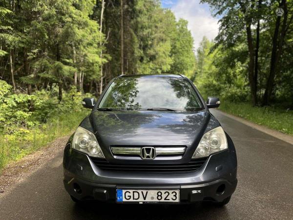 Blue Honda CR-V 2007 in Vilnius, with an engine capacity of 2.20 L and mileage of 395 thousand km for 3100 €, photo 2 on AUTOMOTO.COM.LV