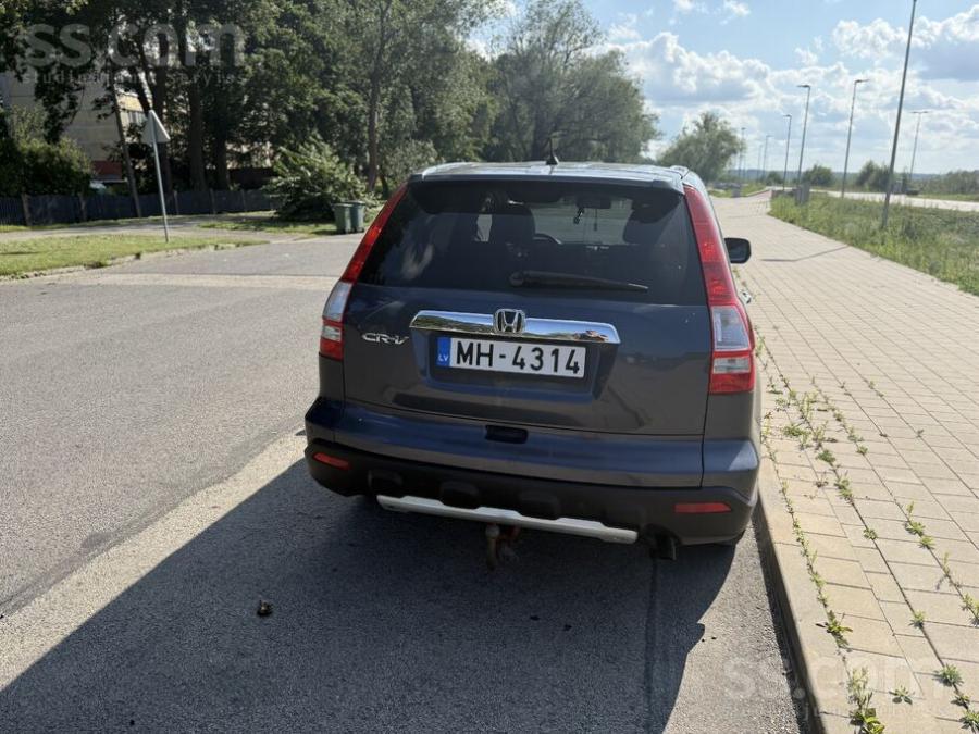 Zils Honda CR-V 2007 Rīga, ar dzinēja tilpumu 2.20 L un nobraukumu 222 tūkst. km par 4900 €, foto 6 vietnē AUTOMOTO.COM.LV