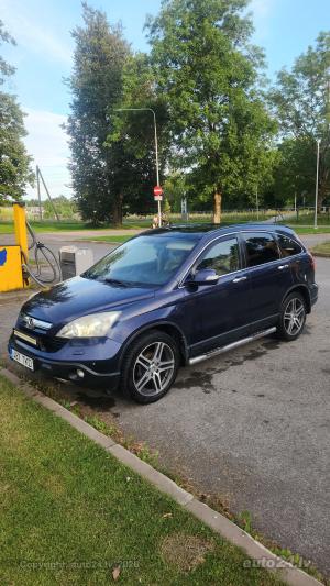 Blue Honda CR-V 2007 in Johvi, with an engine capacity of 2.20 L and mileage of 0 thousand km for 3800 €, photo  on AUTOMOTO.COM.LV