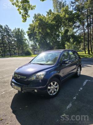 Blue Honda CR-V 2007 in Riga, with an engine capacity of 2.00 L and mileage of 274 thousand km for 3500 €, photo  on AUTOMOTO.COM.LV