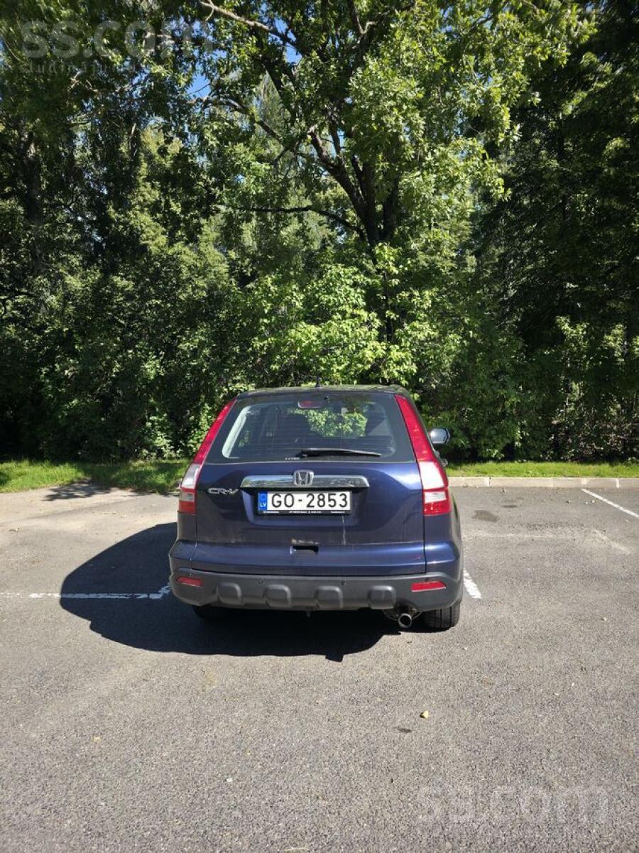 Blue Honda CR-V 2007 in Riga, with an engine capacity of 2.00 L and mileage of 274 thousand km for 3500 €, photo 4 on AUTOMOTO.COM.LV