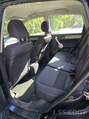Blue Honda CR-V 2007 in Riga, with an engine capacity of 2.00 L and mileage of 274 thousand km for 3500 €, photo 12 on AUTOMOTO.COM.LV