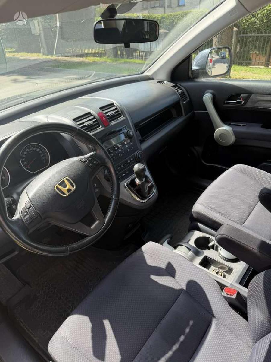 Zils Honda CR-V 2007 Kauņa, ar dzinēja tilpumu 2.20 L un nobraukumu 410 tūkst. km par 1500 €, foto 10 vietnē AUTOMOTO.COM.LV