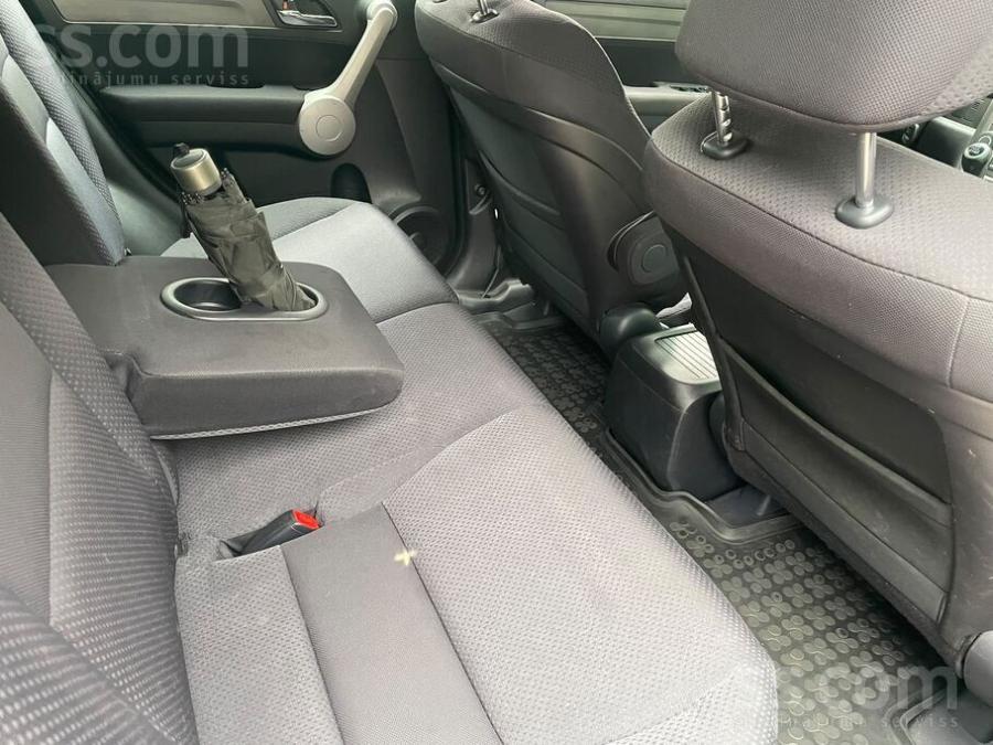Blue Honda CR-V 2007 in Riga, with an engine capacity of 2.00 L and mileage of 0 thousand km for 3499 €, photo 19 on AUTOMOTO.COM.LV