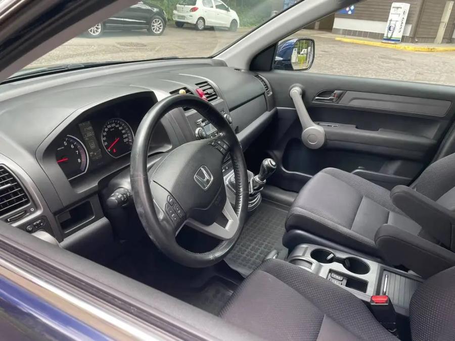 Blue Honda CR-V 2007 in Riga, with an engine capacity of 2.00 L and mileage of 0 thousand km for 3790 €, photo 8 on AUTOMOTO.COM.LV