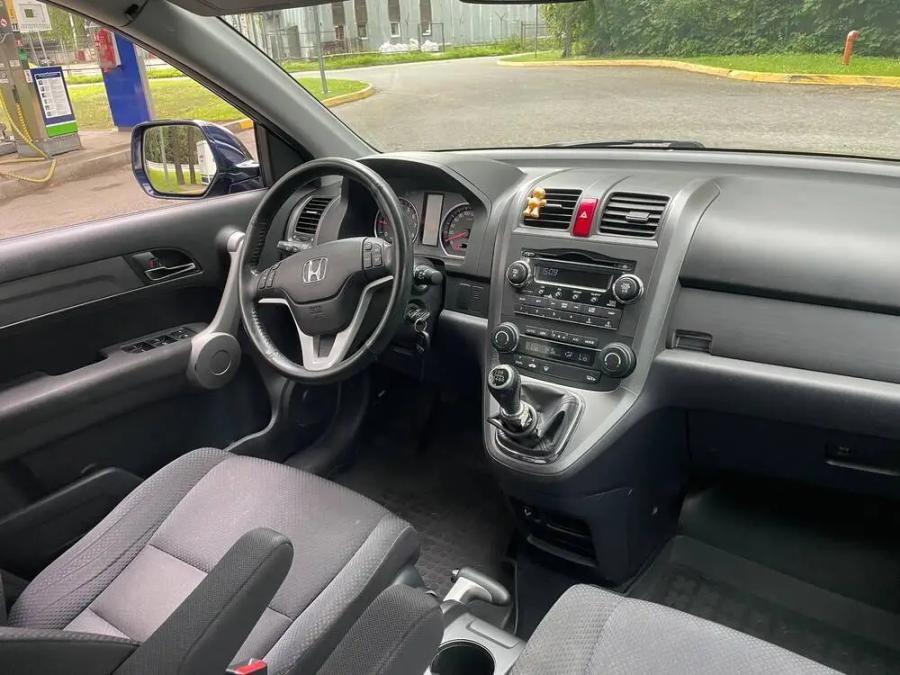 Blue Honda CR-V 2007 in Riga, with an engine capacity of 2.00 L and mileage of 0 thousand km for 3790 €, photo 9 on AUTOMOTO.COM.LV