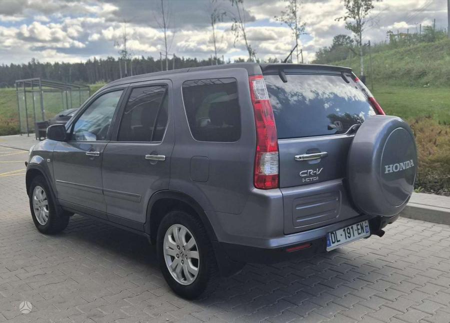 Zils Honda CR-V 2007 Viļņa, ar dzinēja tilpumu 2.20 L un nobraukumu 279 tūkst. km par 4850 €, foto 9 vietnē AUTOMOTO.COM.LV