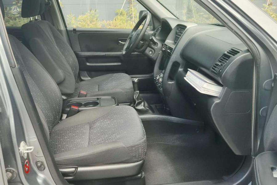 Zils Honda CR-V 2007 Viļņa, ar dzinēja tilpumu 2.20 L un nobraukumu 278 tūkst. km par 4850 €, foto 16 vietnē AUTOMOTO.COM.LV