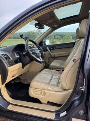 Blue Honda CR-V 2007 in Trakai, with an engine capacity of 2.20 L and mileage of 440 thousand km for 2490 €, photo 9 on AUTOMOTO.COM.LV