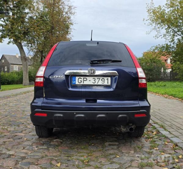 Zils Honda CR-V 2007 Jelgava, ar dzinēja tilpumu 2.00 L un nobraukumu 0 tūkst. km par 2390 €, foto 7 vietnē AUTOMOTO.COM.LV