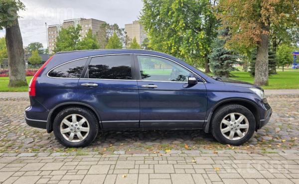 Zils Honda CR-V 2007 Jelgava, ar dzinēja tilpumu 2.00 L un nobraukumu 0 tūkst. km par 2390 €, foto 8 vietnē AUTOMOTO.COM.LV