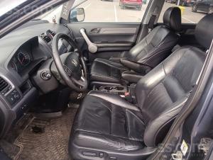 Blue Honda CR-V 2007 in Riga, with an engine capacity of 2.20 L and mileage of 420 thousand km for 4500 €, photo 3 on AUTOMOTO.COM.LV