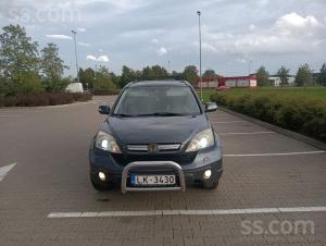 Blue Honda CR-V 2007 in Riga, with an engine capacity of 2.20 L and mileage of 420 thousand km for 4500 €, photo 8 on AUTOMOTO.COM.LV