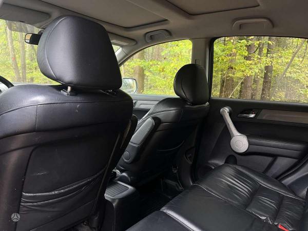 Zils Honda CR-V 2007 Viļņa, ar dzinēja tilpumu 2.20 L un nobraukumu 411 tūkst. km par 3100 €, foto 7 vietnē AUTOMOTO.COM.LV