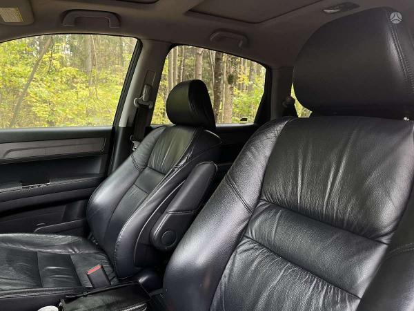 Zils Honda CR-V 2007 Viļņa, ar dzinēja tilpumu 2.20 L un nobraukumu 411 tūkst. km par 3100 €, foto 8 vietnē AUTOMOTO.COM.LV