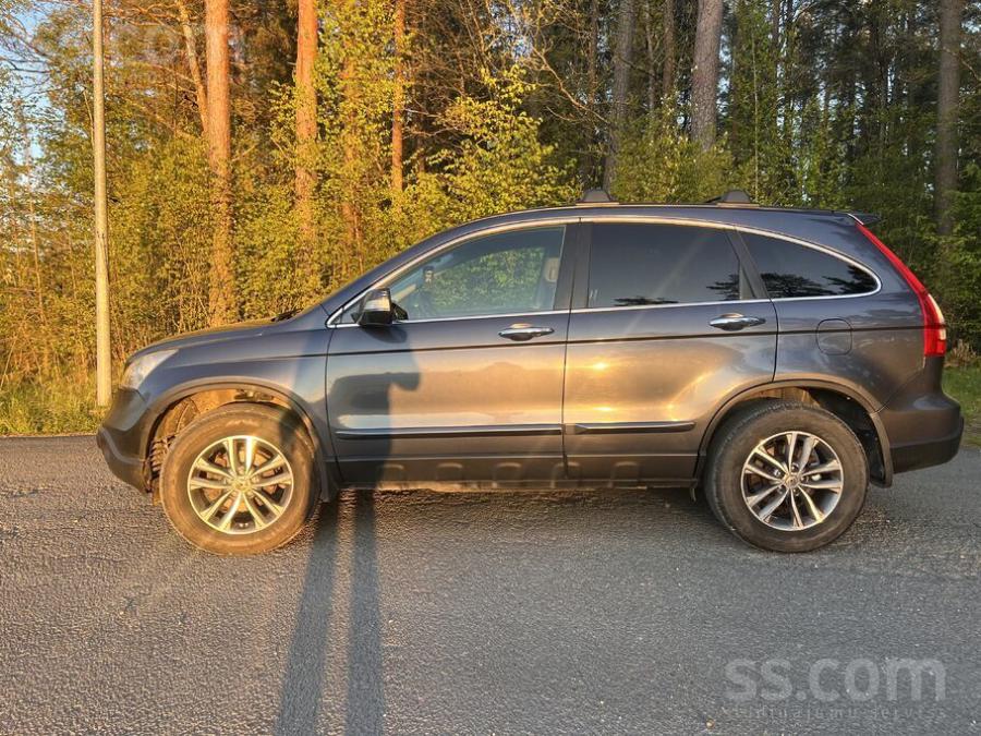 Zils Honda CR-V 2008 Rīga, ar dzinēja tilpumu 2.20 L un nobraukumu 187 tūkst. km par 2800 €, foto 2 vietnē AUTOMOTO.COM.LV